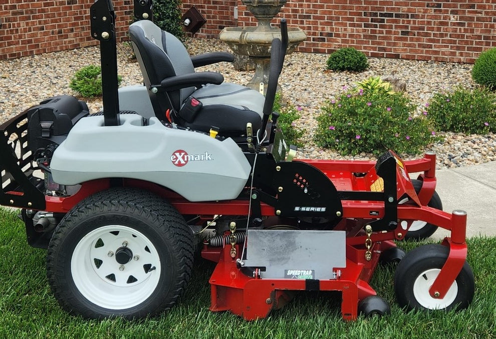 Speedtrap® Chute Blocker Exmark® Pioneer® S Series – Speedtrap Chute LLC